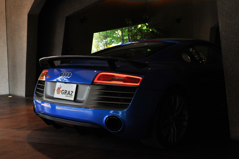 アウディ R8 LMX 世界限定99台 レーザーヘッドライト スペシャルボディーカラー 中古車 情報 | グラーツ・オートモビール株式会社